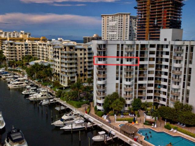 Luxury apartment complex for rent in Pompano Beach, Florida