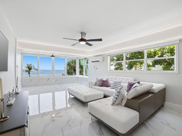 Luxury apartment complex for rent in Pompano Beach, Florida