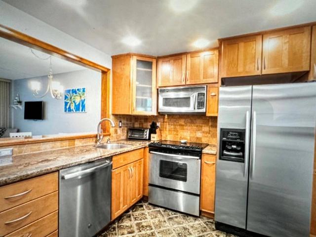 Luxury apartment complex for rent in Pompano Beach, United States