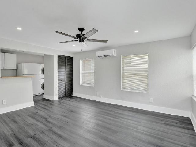 Luxury apartment complex for rent in Pompano Beach, Florida