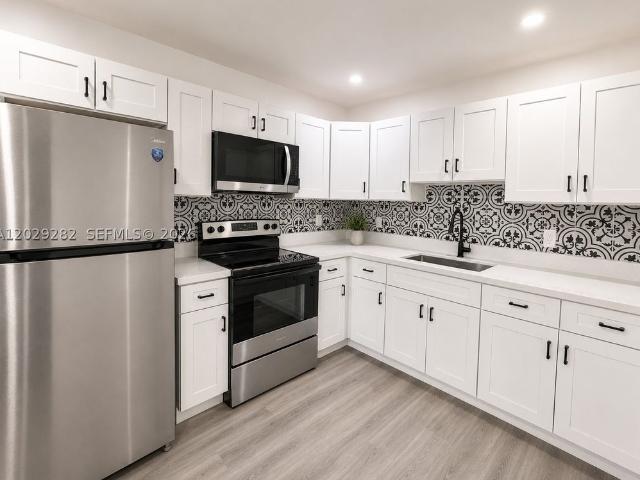 Luxury apartment complex for rent in Pompano Beach, Florida