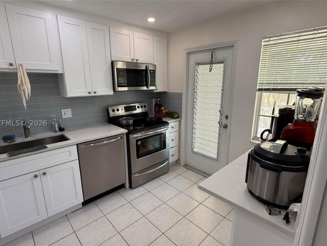 Luxury apartment complex for rent in Pompano Beach, Florida