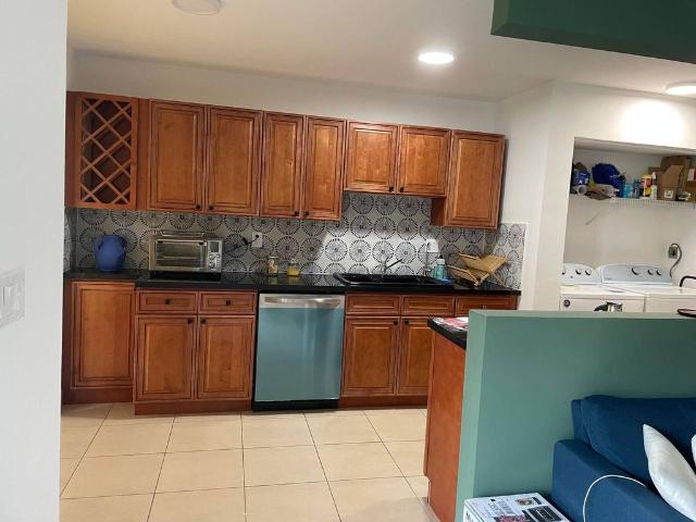 Luxury apartment complex for rent in Pompano Beach, Florida