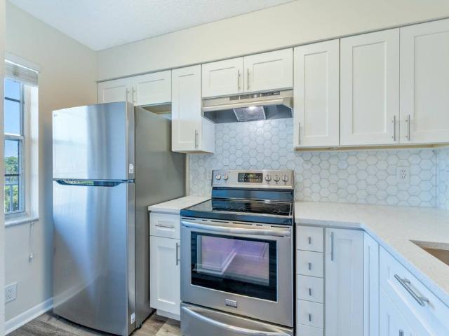 Luxury apartment complex for rent in Pompano Beach, Florida