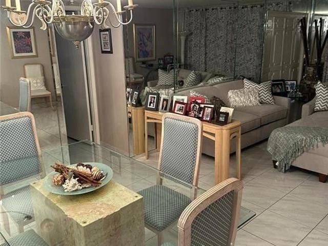 Luxury apartment complex for rent in Pompano Beach, Florida