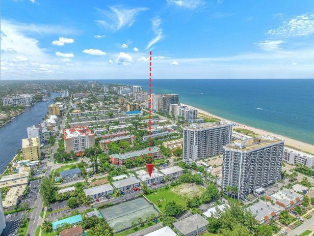 Luxury apartment complex for rent in Pompano Beach, Florida