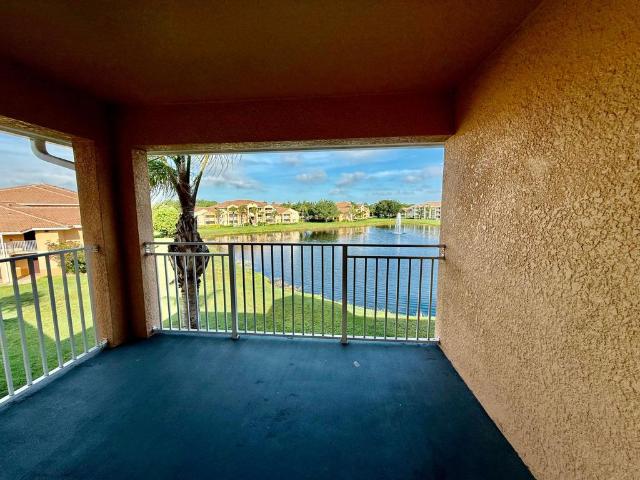 Luxury apartment complex for rent in Port Saint Lucie, Florida