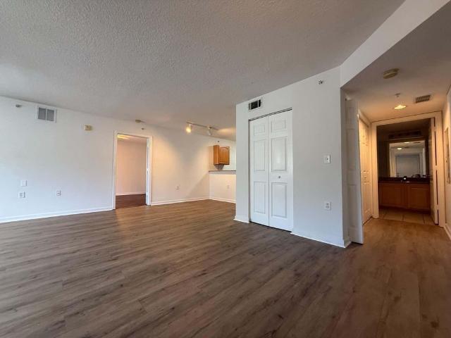 Luxury apartment complex for rent in Port Saint Lucie, Florida