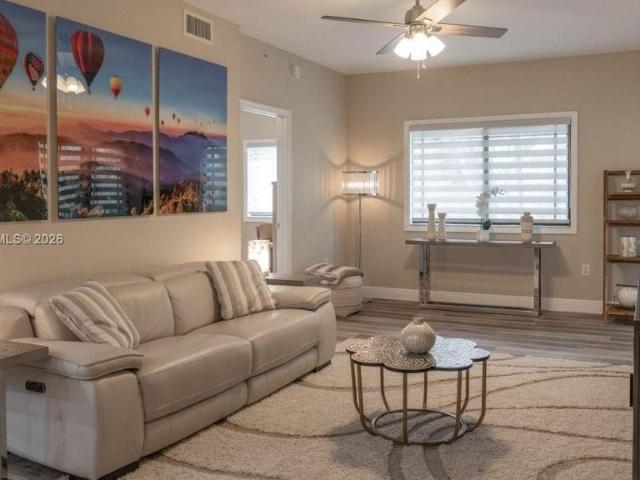 Luxury apartment complex for rent in Palm Beach Gardens, United States
