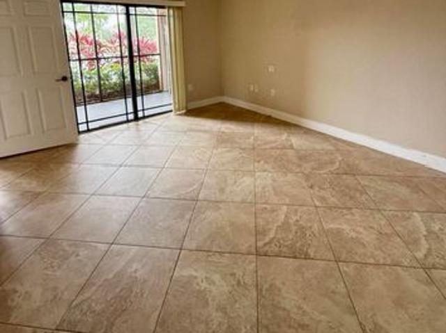 Luxury apartment complex for rent in Palm Beach Gardens, United States