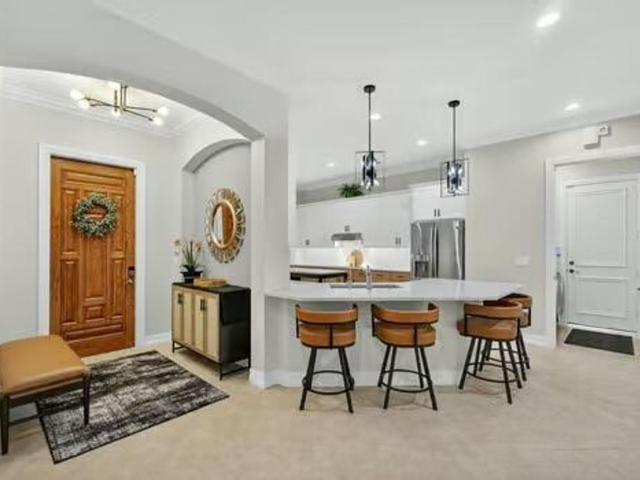 Luxury apartment complex for rent in Palm Beach Gardens, United States