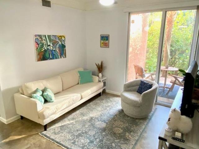 Luxury apartment complex for rent in Palm Beach Gardens, United States