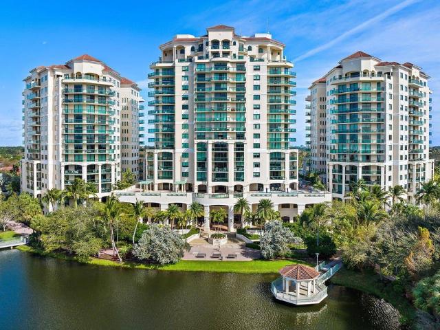 Luxury apartment complex for rent in Palm Beach Gardens, United States