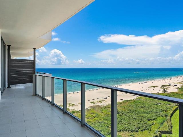 Luxury apartment complex for rent in Palm Beach Shores, Florida