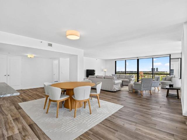 Luxury apartment complex for rent in Palm Beach Shores, Florida