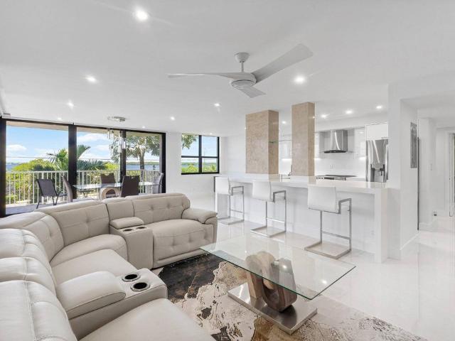 Luxury apartment complex for rent in Palm Beach Shores, Florida