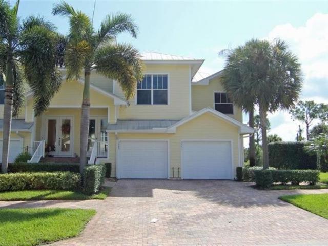 Luxury apartment complex for rent in Palm City, Florida