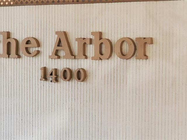 Luxury apartment complex for rent in Pembroke Pines, Florida