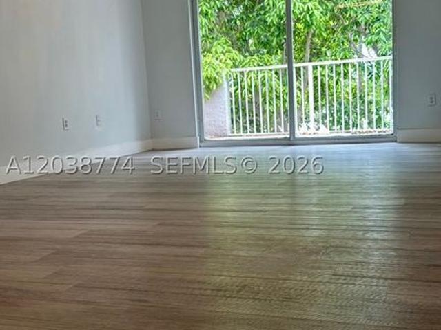 Luxury apartment complex for rent in Pembroke Pines, Florida
