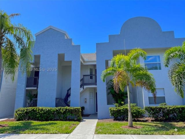 Luxury apartment complex for rent in Pembroke Pines, United States