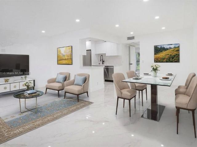 Luxury apartment complex for rent in Pembroke Pines, United States