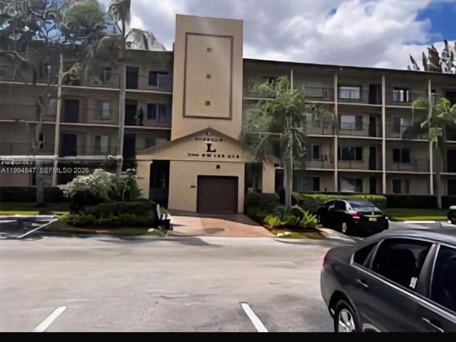 Luxury apartment complex for rent in Pembroke Pines, United States