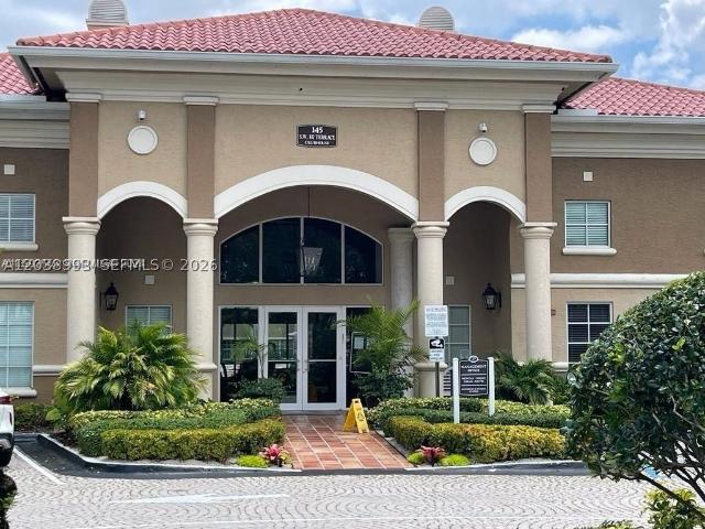 Luxury apartment complex for rent in Pembroke Pines, United States