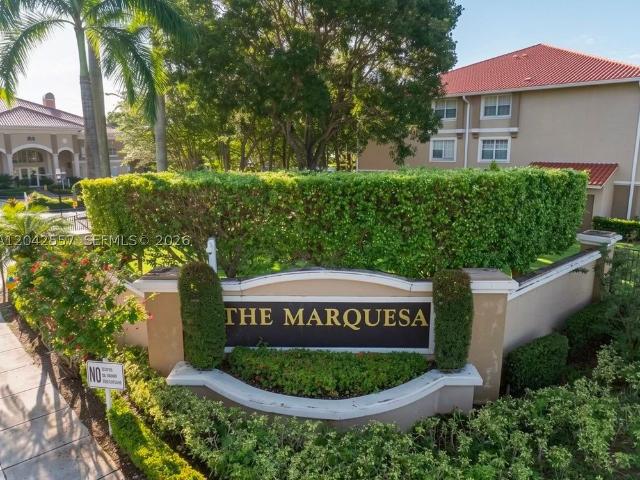 Luxury apartment complex for rent in Pembroke Pines, United States