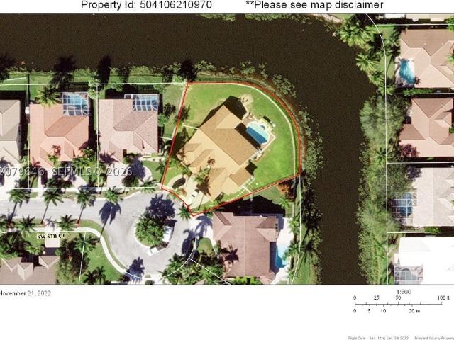 Luxury apartment complex for rent in Plantation, Florida