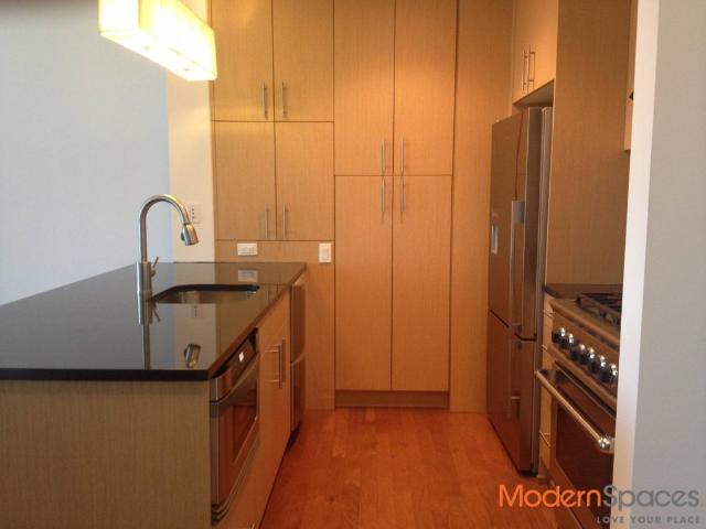 Luxury apartment complex for rent in Queens, New York