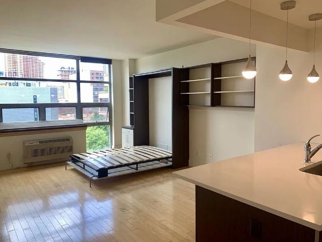 Luxury apartment complex for rent in Queens, United States