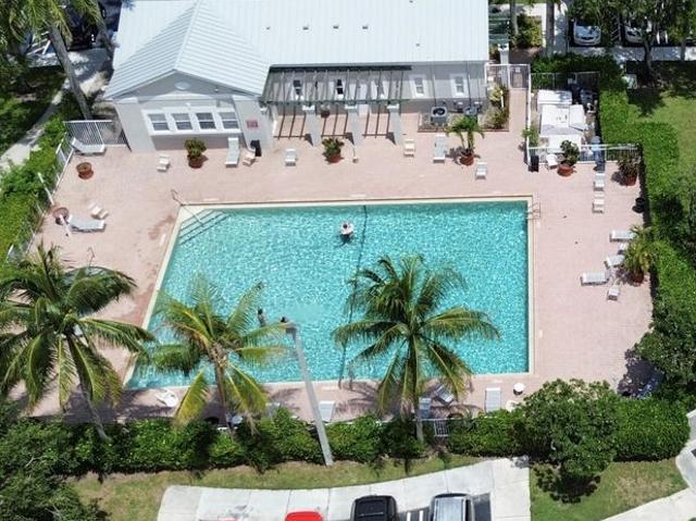 Luxury apartment complex for rent in Royal Palm Beach, United States