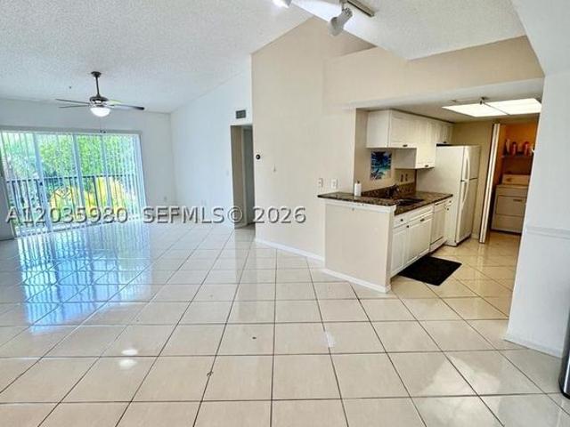 Luxury apartment complex for rent in Royal Palm Beach, Florida