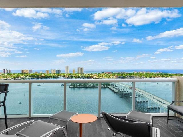 Luxury apartment complex for rent in Riviera Beach, United States