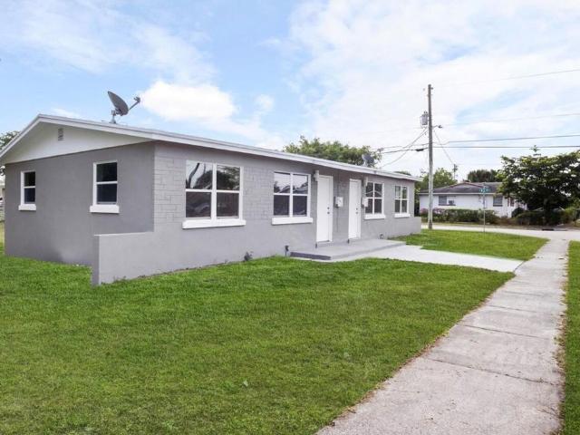 Luxury apartment complex for rent in Riviera Beach, United States