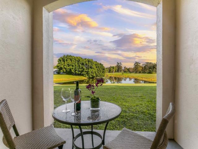 Luxury apartment complex for rent in Wellington, United States
