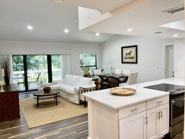 Luxury apartment complex for rent in Wellington, United States