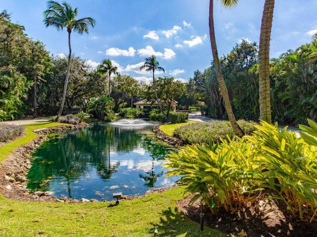 Luxury apartment complex for rent in Wellington, United States