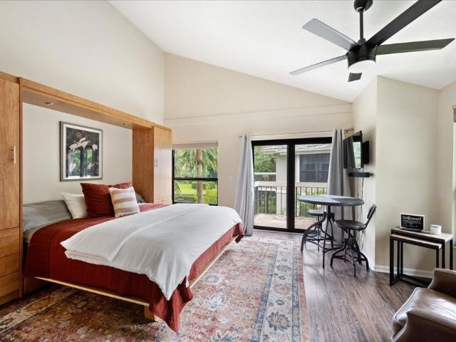 Luxury apartment complex for rent in Wellington, United States