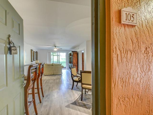 Luxury apartment complex for rent in Wellington, United States