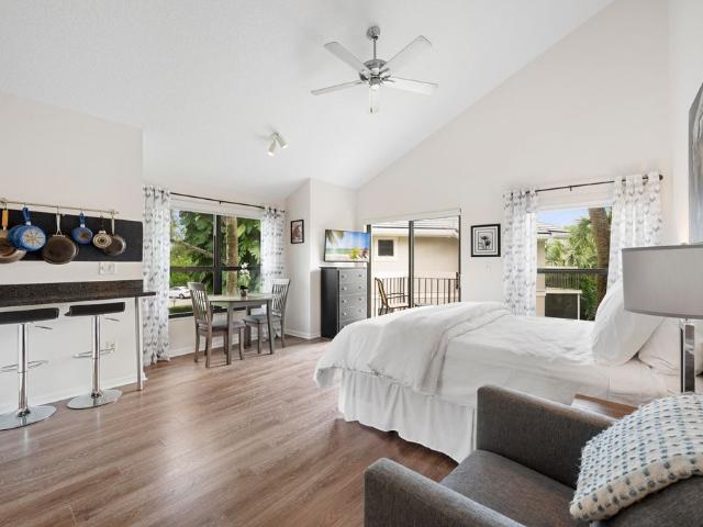 Luxury apartment complex for rent in Wellington, Florida