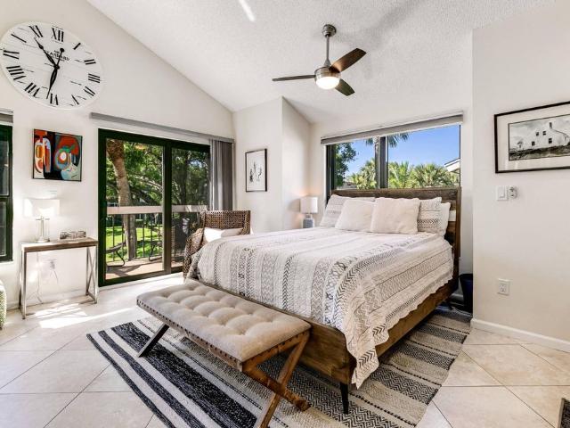 Luxury apartment complex for rent in Wellington, Florida