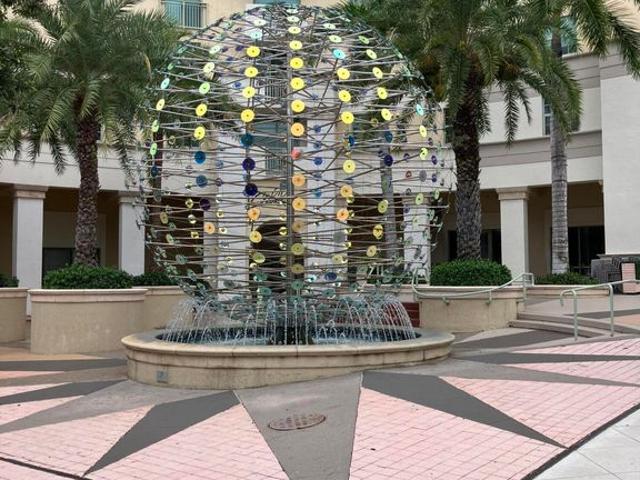 Luxury apartment complex for rent in West Palm Beach, Florida