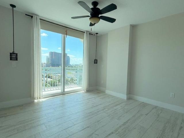 Luxury apartment complex for rent in West Palm Beach, Florida