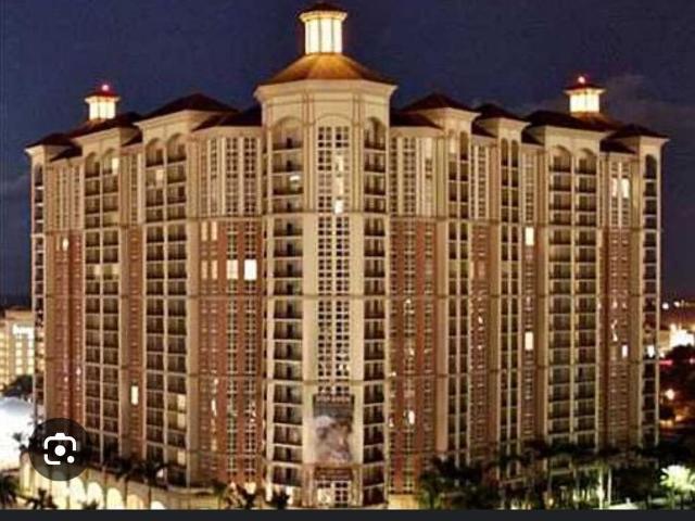 Luxury apartment complex for rent in West Palm Beach, Florida