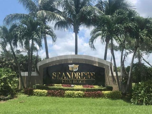 Luxury apartment complex for rent in West Palm Beach, Florida