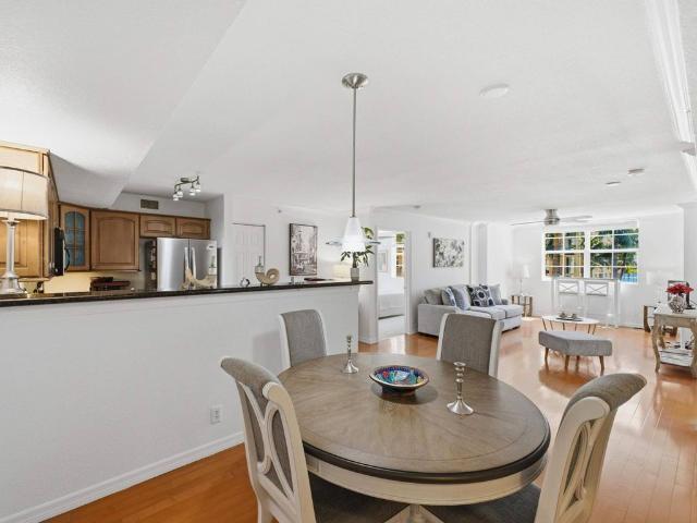 Luxury apartment complex for rent in West Palm Beach, Florida