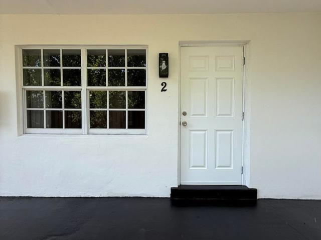 Luxury apartment complex for rent in West Palm Beach, Florida