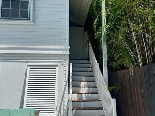 Luxury apartment complex for rent in West Palm Beach, Florida