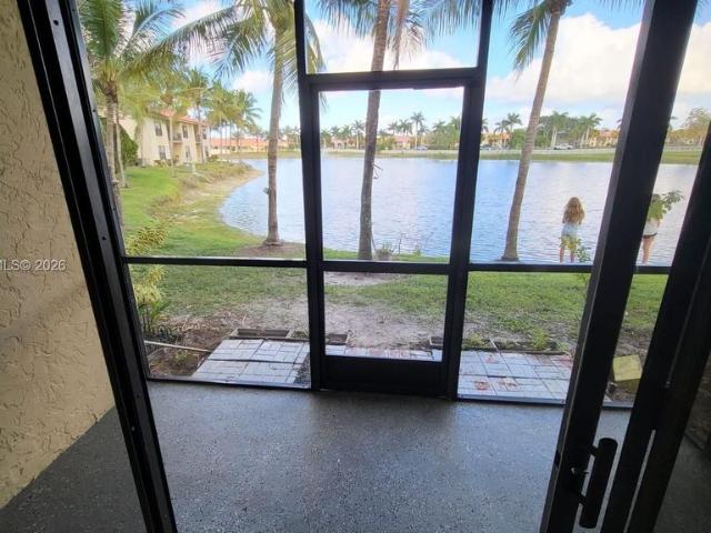 Luxury apartment complex for rent in West Palm Beach, Florida